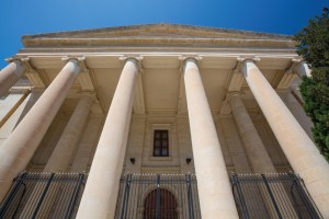 Man seriously injured after falling two storeys from balcony in Għarb