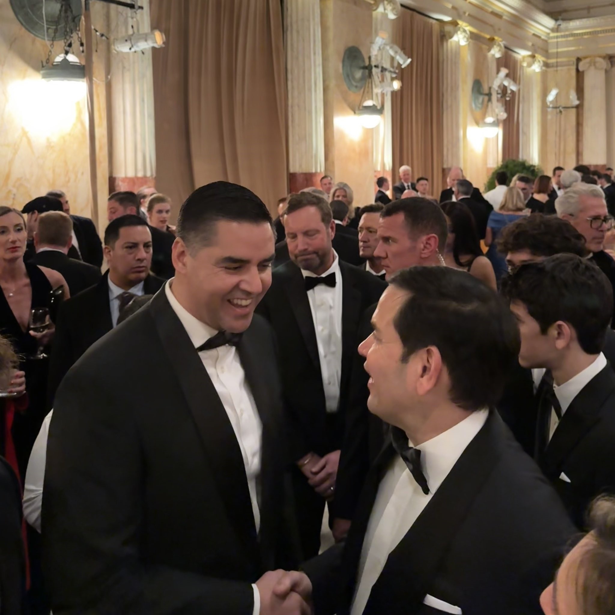 Foreign Affairs Minister meets President Donald Trump during his ...