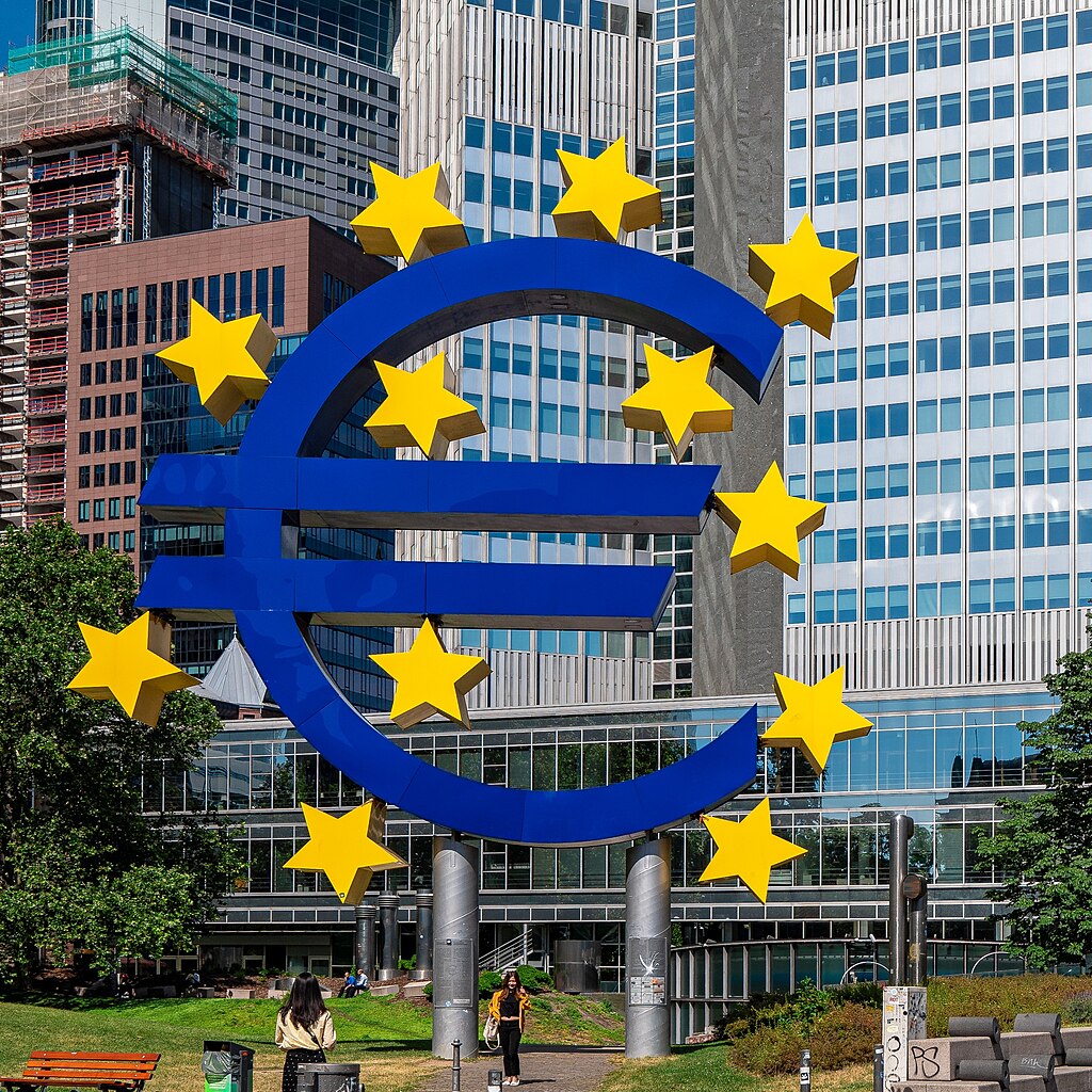 The Euro remains the second most important global currency - The ...