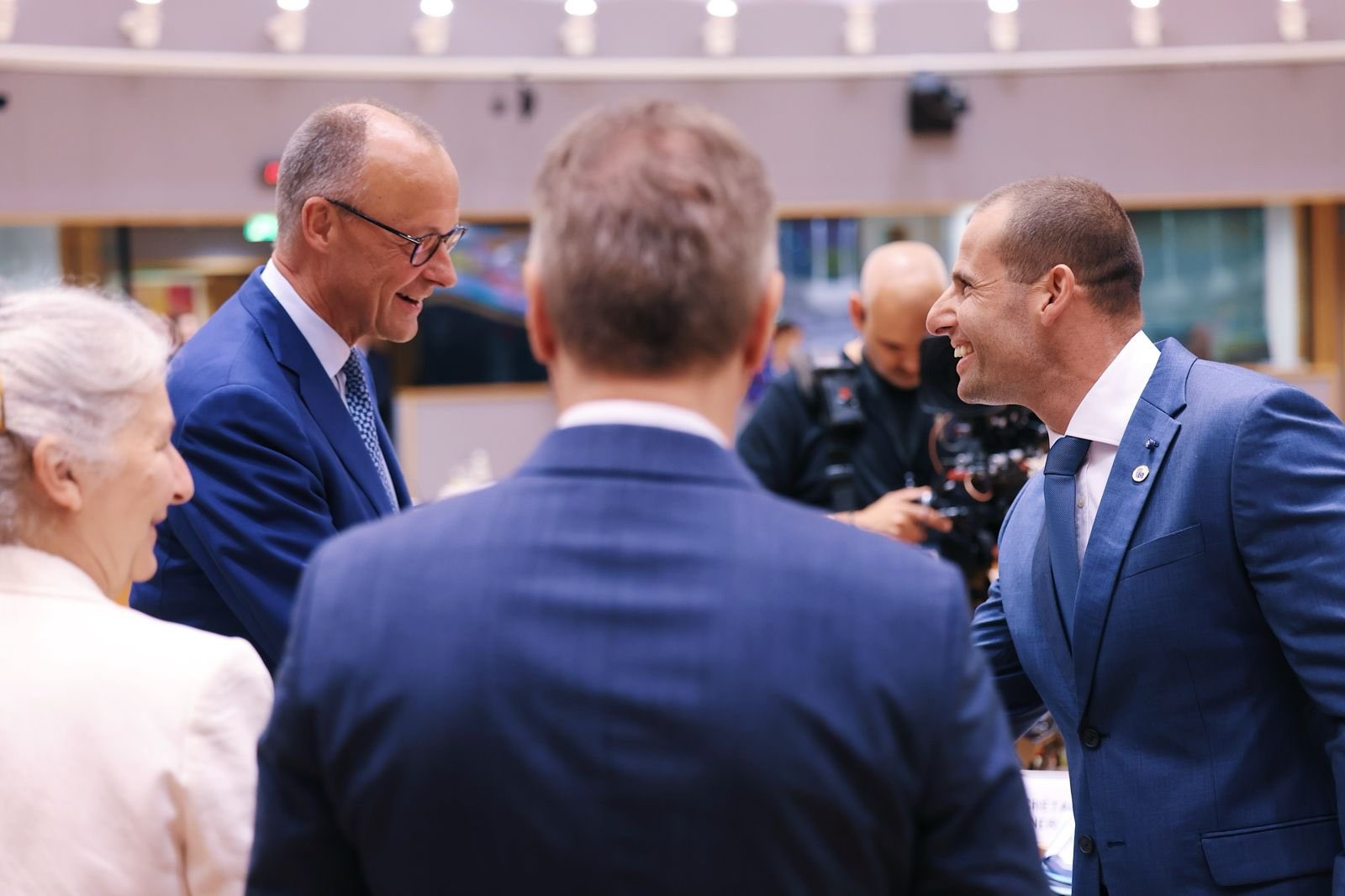 Despite the smiles and business fora: Libya's reality of migration is overshadowed by blackmail ...