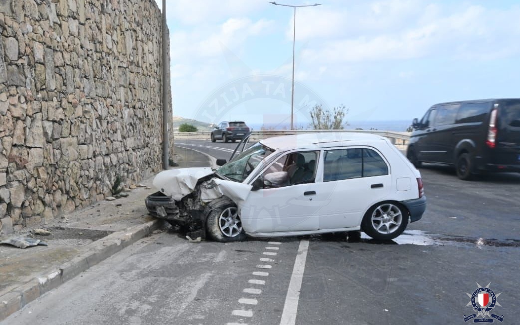 70-year-old woman in critical condition after traffic accident in ...